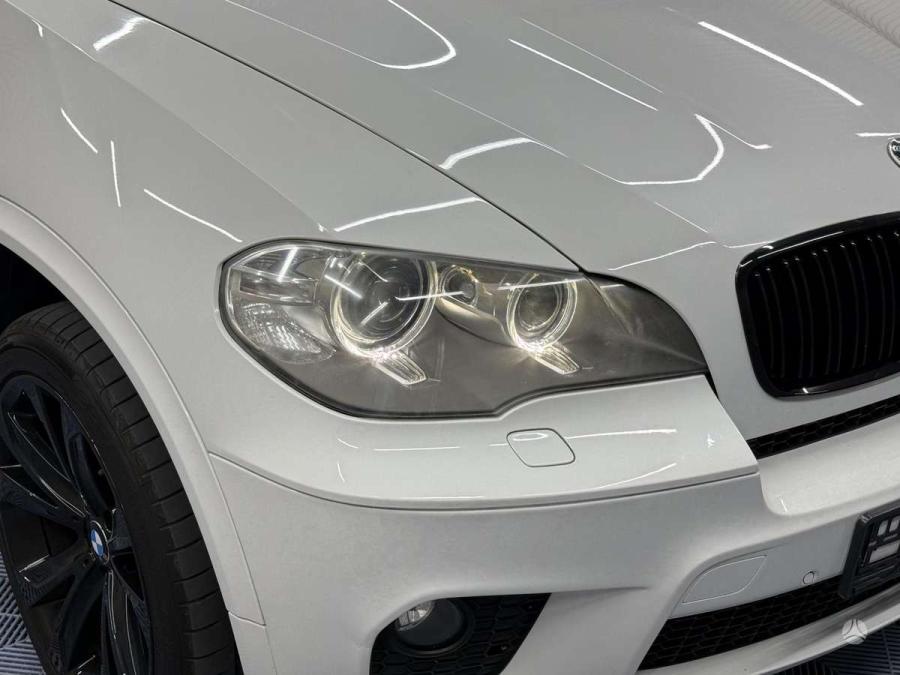 Balts BMW X5 2010 Marijampole, ar dzinēja tilpumu 2.99 L un nobraukumu 240 tūkst. km par 10800 €, foto 32 vietnē AUTOMOTO.COM.LV