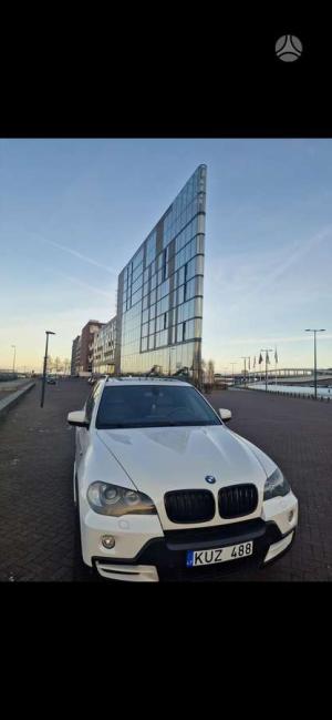 Balts BMW X5 2010 Klaipėda, ar dzinēja tilpumu 2.99 L un nobraukumu 358 tūkst. km par 11400 €, foto 3 vietnē AUTOMOTO.COM.LV