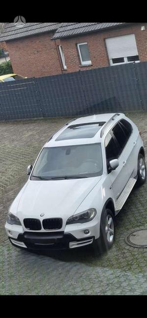 Balts BMW X5 2010 Klaipėda, ar dzinēja tilpumu 2.99 L un nobraukumu 358 tūkst. km par 11400 €, foto 4 vietnē AUTOMOTO.COM.LV