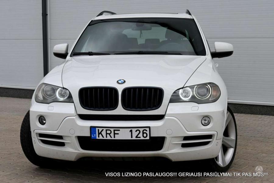 White BMW X5 2010 in Kretinga, with an engine capacity of 2.99 L and mileage of 347 thousand km for 8499 €, photo 3 on AUTOMOTO.COM.LV