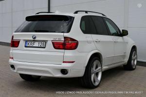 White BMW X5 2010 in Kretinga, with an engine capacity of 2.99 L and mileage of 347 thousand km for 8499 €, photo 8 on AUTOMOTO.COM.LV