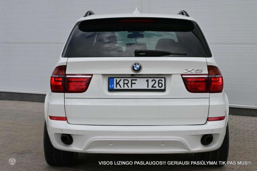 White BMW X5 2010 in Kretinga, with an engine capacity of 2.99 L and mileage of 347 thousand km for 8499 €, photo 9 on AUTOMOTO.COM.LV
