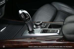 White BMW X5 2010 in Kretinga, with an engine capacity of 2.99 L and mileage of 347 thousand km for 8499 €, photo 23 on AUTOMOTO.COM.LV