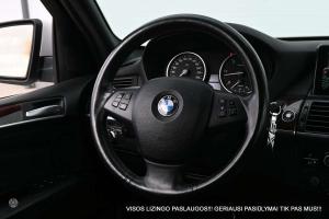 White BMW X5 2010 in Kretinga, with an engine capacity of 2.99 L and mileage of 347 thousand km for 8499 €, photo 32 on AUTOMOTO.COM.LV