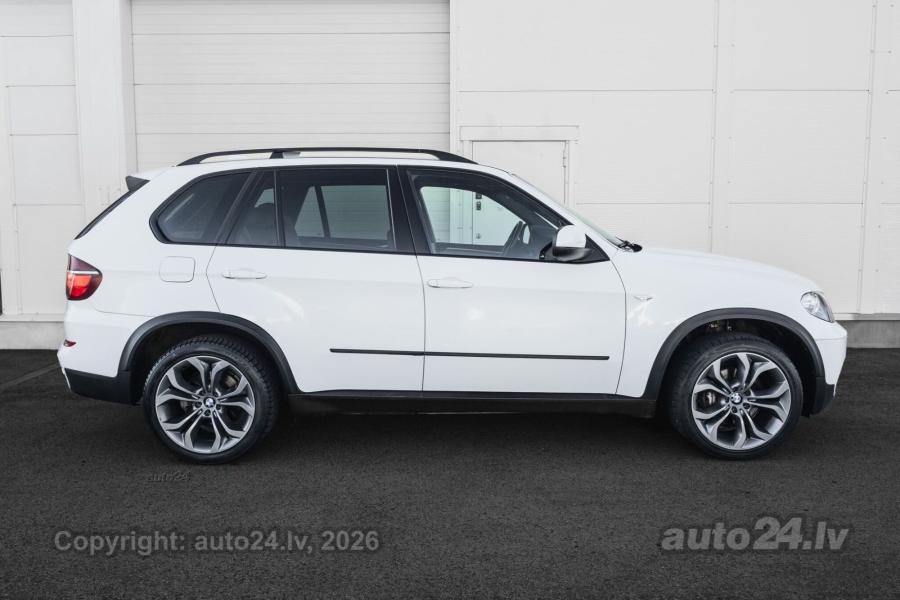 Balts BMW X5 2010 Tallina, ar dzinēja tilpumu 3.00 L un nobraukumu 262 tūkst. km par 9999 €, foto 5 vietnē AUTOMOTO.COM.LV