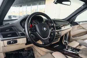 Balts BMW X5 2010 Tallina, ar dzinēja tilpumu 3.00 L un nobraukumu 262 tūkst. km par 9999 €, foto 17 vietnē AUTOMOTO.COM.LV