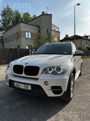 Белый БМВ Х5 2010 в Елгава, объемом двигателя 3.00 л и пробегом 265 тыс. км за 10999 €, фото 5 на AUTOMOTO.COM.LV