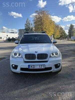 Balts BMW X5 2010 Rīga, ar dzinēja tilpumu 3.00 L un nobraukumu 285 tūkst. km par 10500 €, foto 3 vietnē AUTOMOTO.COM.LV
