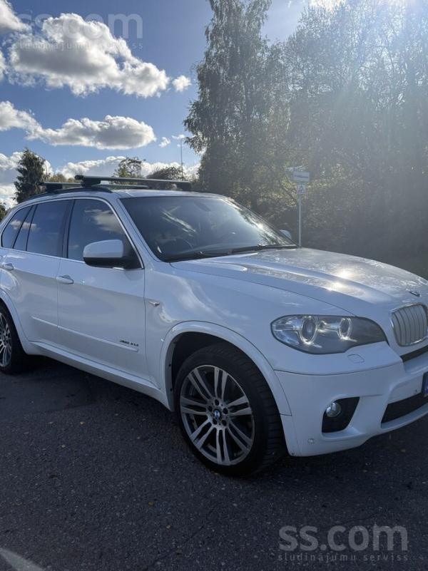 Balts BMW X5 2010 Rīga, ar dzinēja tilpumu 3.00 L un nobraukumu 285 tūkst. km par 10500 €, foto 5 vietnē AUTOMOTO.COM.LV