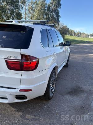 Balts BMW X5 2010 Rīga, ar dzinēja tilpumu 3.00 L un nobraukumu 285 tūkst. km par 10500 €, foto 6 vietnē AUTOMOTO.COM.LV