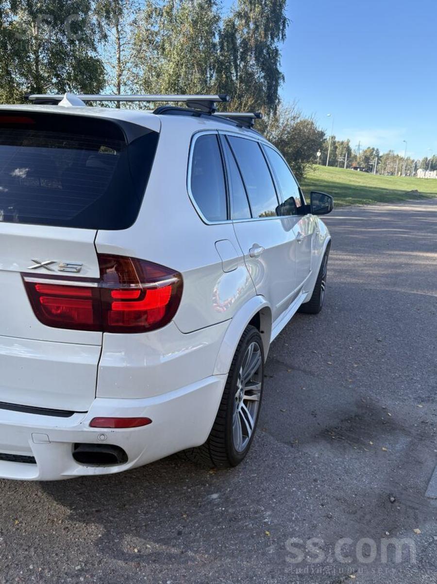 Balts BMW X5 2010 Rīga, ar dzinēja tilpumu 3.00 L un nobraukumu 285 tūkst. km par 10500 €, foto 6 vietnē AUTOMOTO.COM.LV