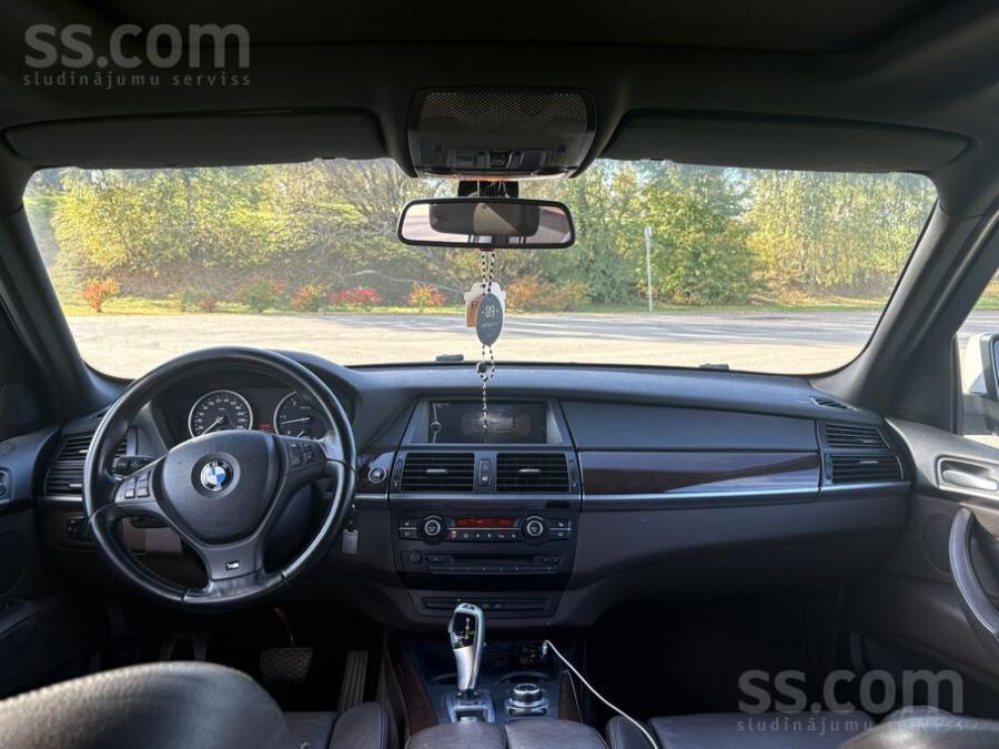 Balts BMW X5 2010 Rīga, ar dzinēja tilpumu 3.00 L un nobraukumu 285 tūkst. km par 10500 €, foto 19 vietnē AUTOMOTO.COM.LV