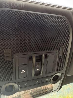 Balts BMW X5 2010 Rīga, ar dzinēja tilpumu 3.00 L un nobraukumu 285 tūkst. km par 10500 €, foto 24 vietnē AUTOMOTO.COM.LV