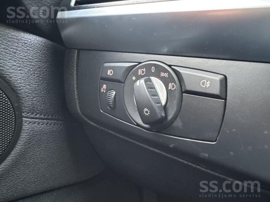 Balts BMW X5 2011 Rīga, ar dzinēja tilpumu 3.00 L un nobraukumu 293 tūkst. km par 10900 €, foto 7 vietnē AUTOMOTO.COM.LV