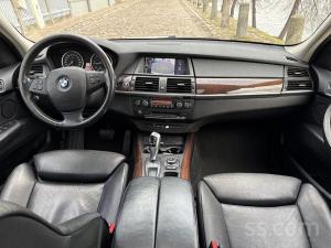 Balts BMW X5 2011 Rīga, ar dzinēja tilpumu 3.00 L un nobraukumu 293 tūkst. km par 10900 €, foto 10 vietnē AUTOMOTO.COM.LV