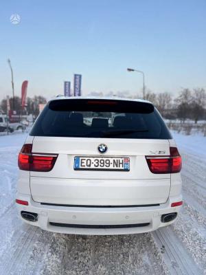 Balts BMW X5 2011 Panevēža, ar dzinēja tilpumu 2.99 L un nobraukumu 280 tūkst. km par 10200 €, foto 6 vietnē AUTOMOTO.COM.LV
