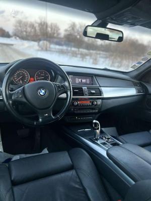 Balts BMW X5 2011 Panevēža, ar dzinēja tilpumu 2.99 L un nobraukumu 280 tūkst. km par 10200 €, foto 15 vietnē AUTOMOTO.COM.LV