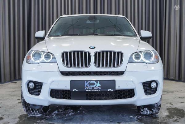 White BMW X5 2011 in Marijampole, with an engine capacity of 2.99 L and mileage of 336 thousand km for 13250 €, photo 3 on AUTOMOTO.COM.LV