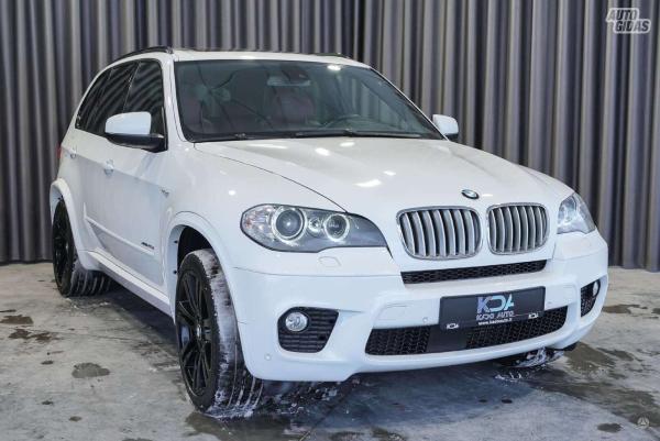 White BMW X5 2011 in Marijampole, with an engine capacity of 3.00 L and mileage of 336 thousand km for 13250 €, photo 2 on AUTOMOTO.COM.LV