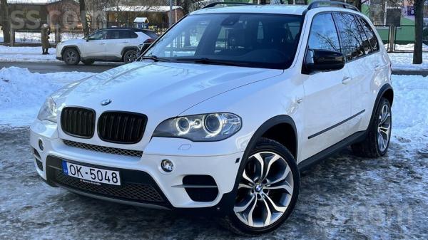 Balts BMW X5 2011 Rīga, ar dzinēja tilpumu 3.00 L un nobraukumu 256 tūkst. km par 15000 €, foto 1 vietnē AUTOMOTO.COM.LV