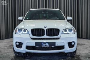 White BMW X5 2011 in Marijampole, with an engine capacity of 3.00 L and mileage of 227 thousand km for 13950 €, photo 3 on AUTOMOTO.COM.LV