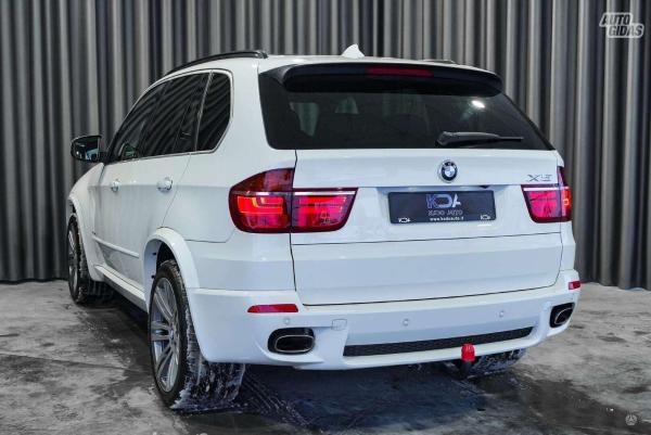 Balts BMW X5 2011 Marijampole, ar dzinēja tilpumu 3.00 L un nobraukumu 227 tūkst. km par 13950 €, foto 8 vietnē AUTOMOTO.COM.LV