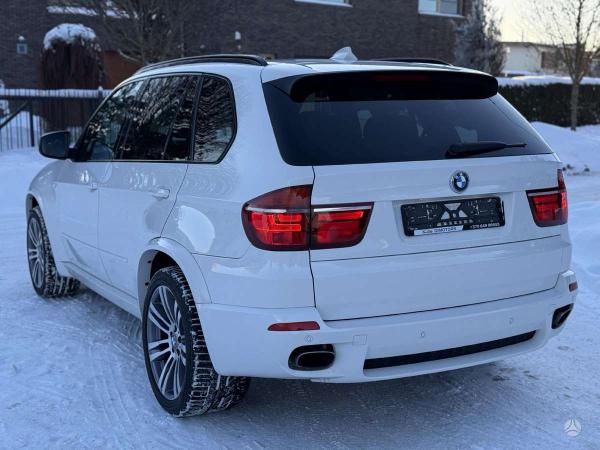 Balts BMW X5 2011 Viļņa, ar dzinēja tilpumu 2.99 L un nobraukumu 261 tūkst. km par 12200 €, foto 6 vietnē AUTOMOTO.COM.LV