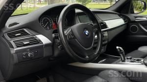 Balts BMW X5 2011 Jelgava, ar dzinēja tilpumu 3.00 L un nobraukumu 262 tūkst. km par 12700 €, foto 9 vietnē AUTOMOTO.COM.LV