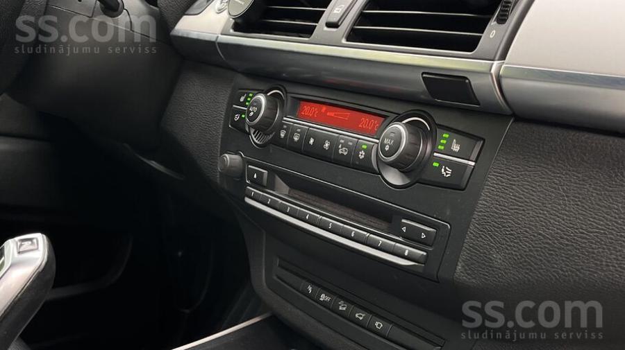 Balts BMW X5 2011 Jelgava, ar dzinēja tilpumu 3.00 L un nobraukumu 262 tūkst. km par 12700 €, foto 13 vietnē AUTOMOTO.COM.LV