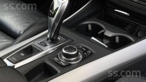 Balts BMW X5 2011 Jelgava, ar dzinēja tilpumu 3.00 L un nobraukumu 262 tūkst. km par 12700 €, foto 19 vietnē AUTOMOTO.COM.LV