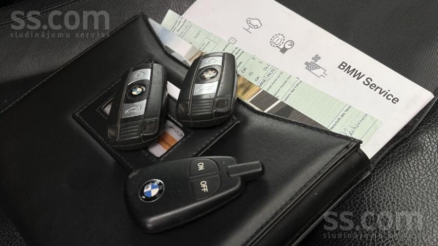 Balts BMW X5 2011 Jelgava, ar dzinēja tilpumu 3.00 L un nobraukumu 262 tūkst. km par 12700 €, foto 25 vietnē AUTOMOTO.COM.LV