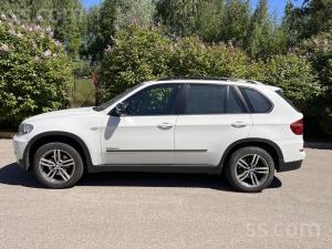 White BMW X5 2011 in Riga, with an engine capacity of 3.00 L and mileage of 210 thousand km for 12300 €, photo 4 on AUTOMOTO.COM.LV