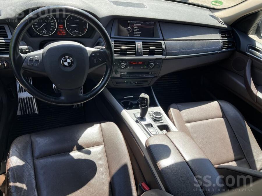 White BMW X5 2011 in Riga, with an engine capacity of 3.00 L and mileage of 210 thousand km for 12300 €, photo 17 on AUTOMOTO.COM.LV