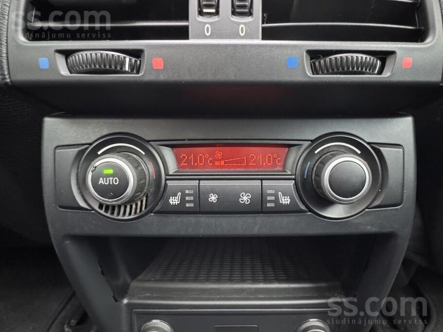 White BMW X5 2011 in Riga, with an engine capacity of 3.00 L and mileage of 297 thousand km for 10500 €, photo 13 on AUTOMOTO.COM.LV