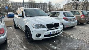 Balts BMW X5 2011 Kuldīga, ar dzinēja tilpumu 3.00 L un nobraukumu 252 tūkst. km par 15700 €, foto 4 vietnē AUTOMOTO.COM.LV