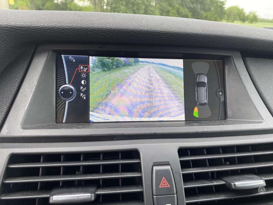 Белый БМВ Х5 2011 в Каунас, объемом двигателя 2.99 л и пробегом 179 тыс. км за 9800 €, фото 10 на AUTOMOTO.COM.LV