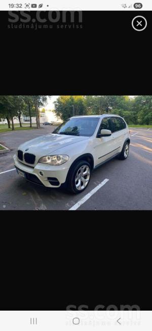 Balts BMW X5 2011 Rīga, ar dzinēja tilpumu 3.00 L un nobraukumu 179 tūkst. km par 11950 €, foto  vietnē AUTOMOTO.COM.LV