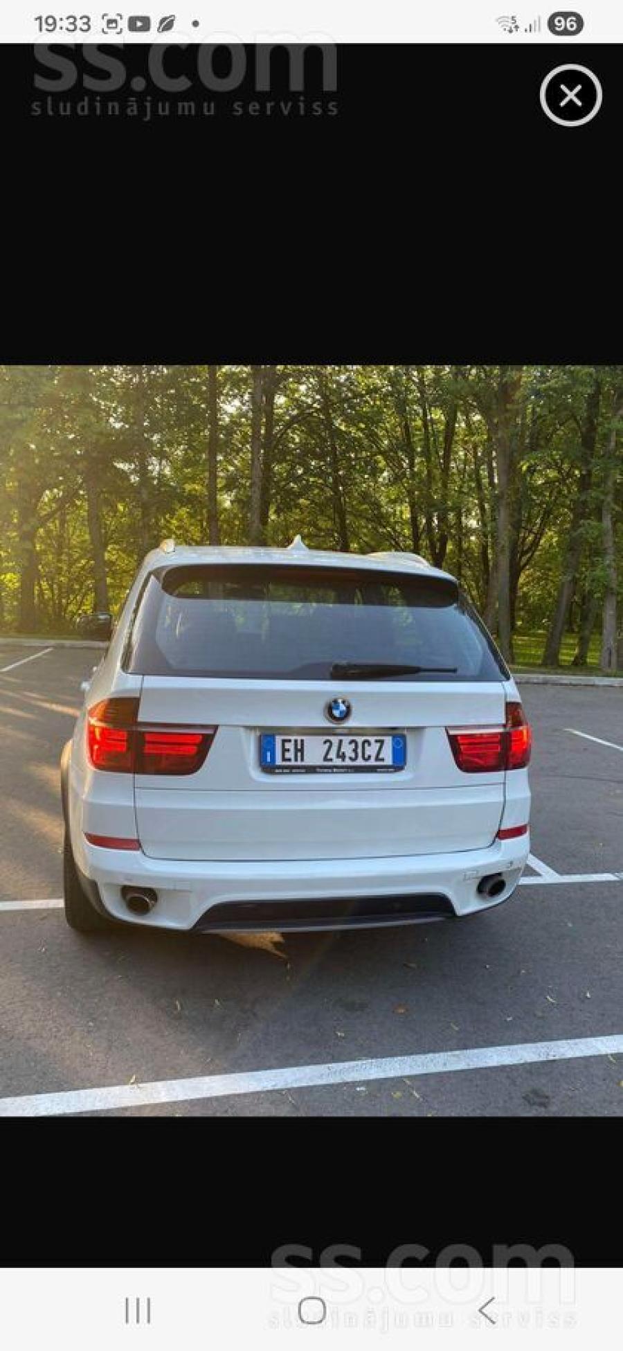 White BMW X5 2011 in Riga, with an engine capacity of 3.00 L and mileage of 179 thousand km for 11950 €, photo 5 on AUTOMOTO.COM.LV