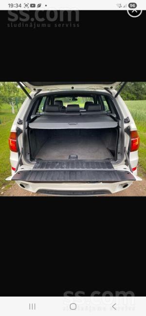 White BMW X5 2011 in Riga, with an engine capacity of 3.00 L and mileage of 179 thousand km for 11950 €, photo 15 on AUTOMOTO.COM.LV