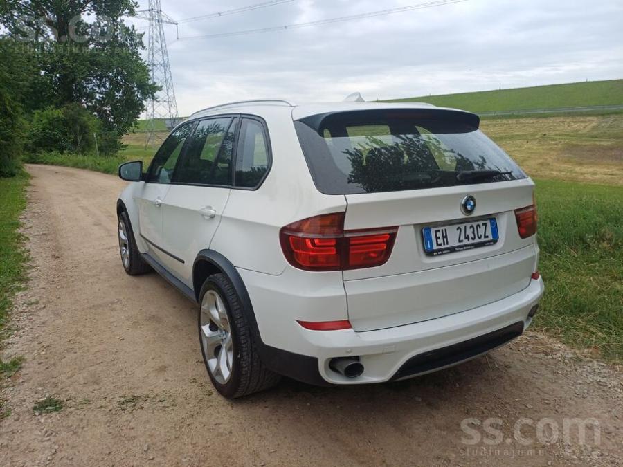 White BMW X5 2011 in Riga, with an engine capacity of 3.00 L and mileage of 179 thousand km for 11950 €, photo 21 on AUTOMOTO.COM.LV
