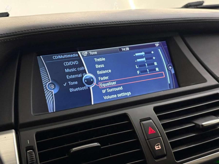 Balts BMW X5 2011 Marijampole, ar dzinēja tilpumu 2.99 L un nobraukumu 218 tūkst. km par 12950 €, foto 4 vietnē AUTOMOTO.COM.LV