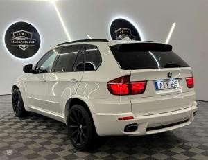 Balts BMW X5 2011 Marijampole, ar dzinēja tilpumu 2.99 L un nobraukumu 218 tūkst. km par 12950 €, foto 13 vietnē AUTOMOTO.COM.LV