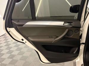Balts BMW X5 2011 Marijampole, ar dzinēja tilpumu 2.99 L un nobraukumu 218 tūkst. km par 12950 €, foto 25 vietnē AUTOMOTO.COM.LV