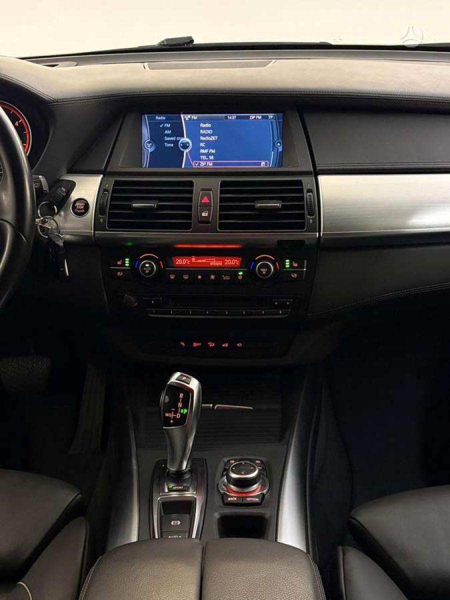 Balts BMW X5 2011 Marijampole, ar dzinēja tilpumu 2.99 L un nobraukumu 218 tūkst. km par 12950 €, foto 33 vietnē AUTOMOTO.COM.LV