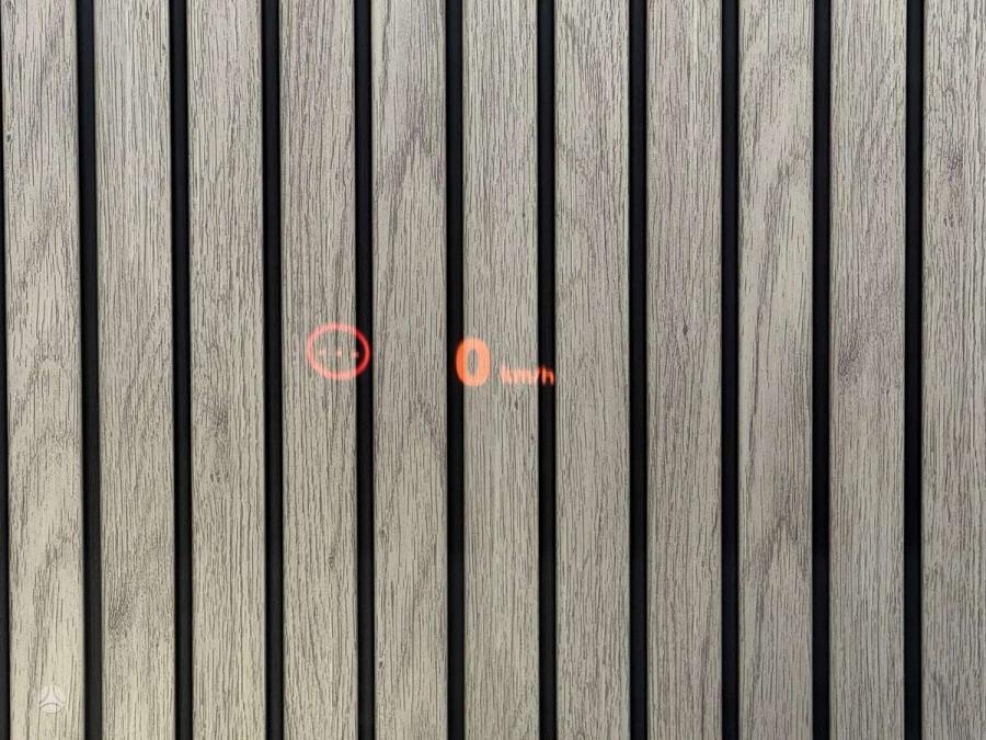 Balts BMW X5 2011 Marijampole, ar dzinēja tilpumu 2.99 L un nobraukumu 235 tūkst. km par 12500 €, foto 44 vietnē AUTOMOTO.COM.LV
