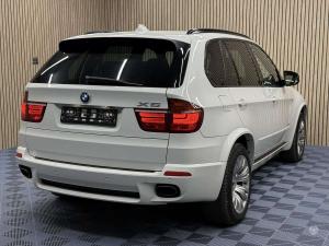 Balts BMW X5 2011 Marijampole, ar dzinēja tilpumu 2.99 L un nobraukumu 235 tūkst. km par 12500 €, foto 9 vietnē AUTOMOTO.COM.LV