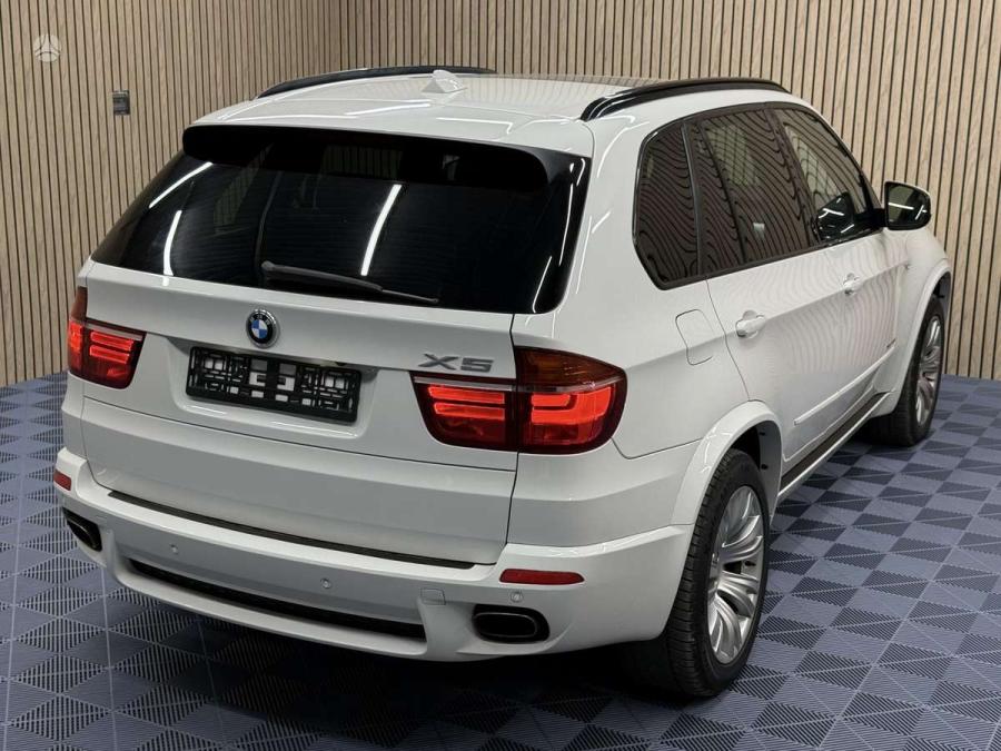 Balts BMW X5 2011 Marijampole, ar dzinēja tilpumu 2.99 L un nobraukumu 235 tūkst. km par 12500 €, foto 16 vietnē AUTOMOTO.COM.LV