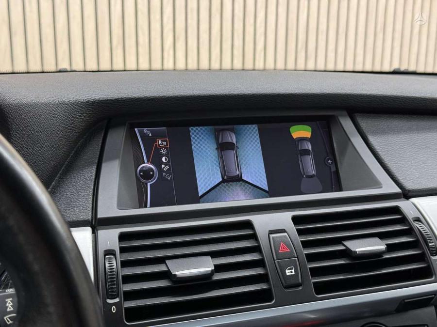Balts BMW X5 2011 Marijampole, ar dzinēja tilpumu 2.99 L un nobraukumu 235 tūkst. km par 12500 €, foto 49 vietnē AUTOMOTO.COM.LV