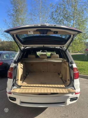 Balts BMW X5 2011 Šauļi, ar dzinēja tilpumu 4.40 L un nobraukumu 204 tūkst. km par 8000 €, foto 8 vietnē AUTOMOTO.COM.LV