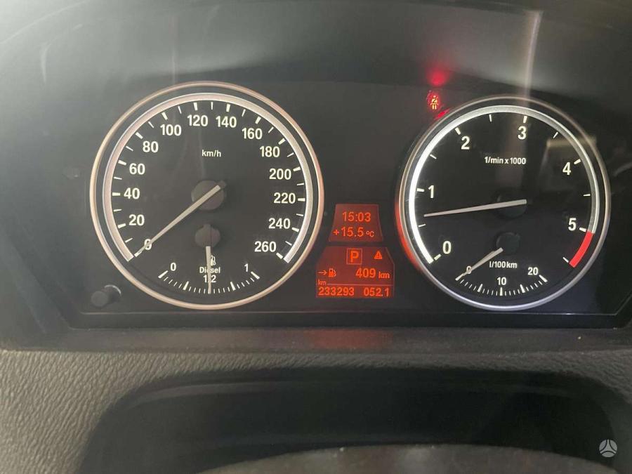 Balts BMW X5 2011 Kauņa, ar dzinēja tilpumu 2.99 L un nobraukumu 232 tūkst. km par 10999 €, foto 14 vietnē AUTOMOTO.COM.LV